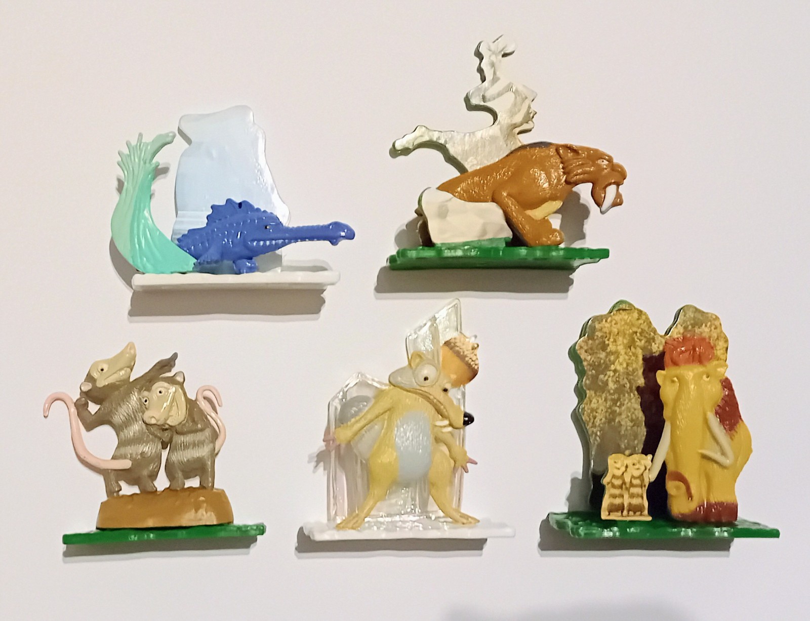ICE AGE 2 3D DIORAMAS FIGURINES SET ITALY - FIGURES COLLECTIBLES ...