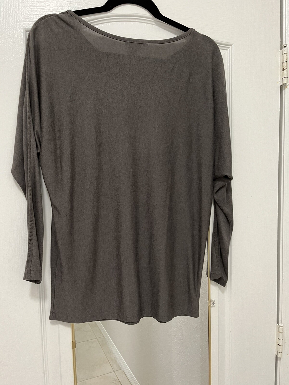 Vince Slate Mesh Inserts Long sleeve Boatneck Dolmain Sleeve Top Size ...