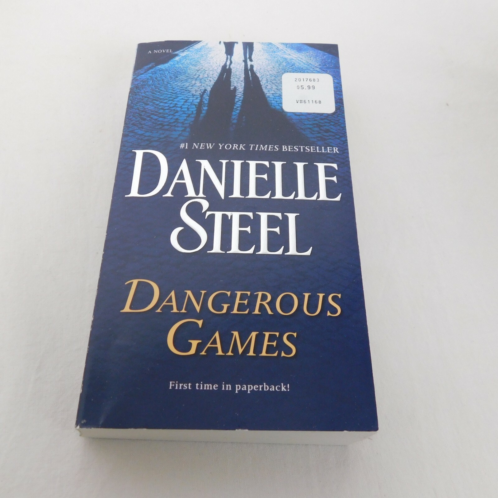 Lot of 10 Danielle Steel Paperback Novels Romance Fiction First Sight ...