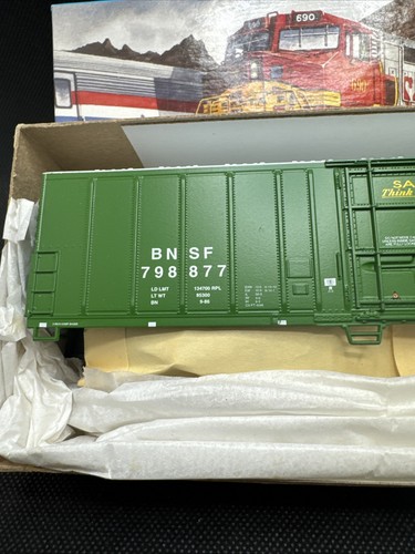 ATHEARN BNSF 57' Reefer Western Fruit Green 1/87 HO Scale Model NOS | eBay
