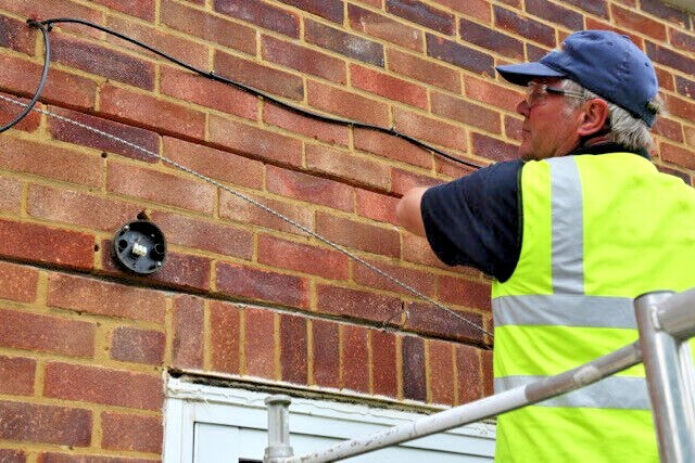 Strucsol (Heavy Duty) Premium Helical Bar Crack Stitch Brick Repair Kit ...