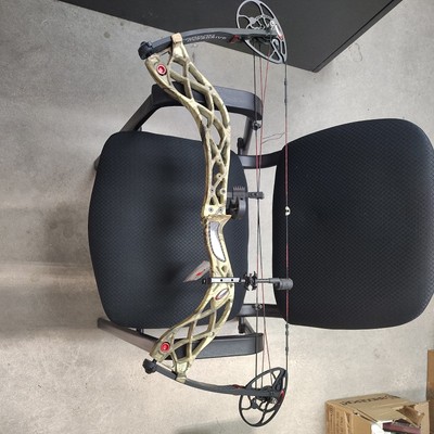 BowTech Carbon Overdrive Bow WARPED SEE DESCRIPTION (NEW) | eBay