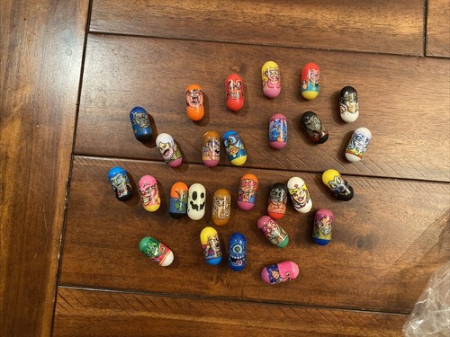 Mighty Beanz Lot of 28 Beans 2004 Cartoon Multicolor Y2K Vintage Pre ...