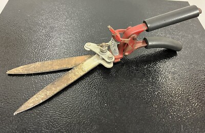 Vintage Garden Clippers Red Metal Black Cushion Grips Grass Shears Prop ...