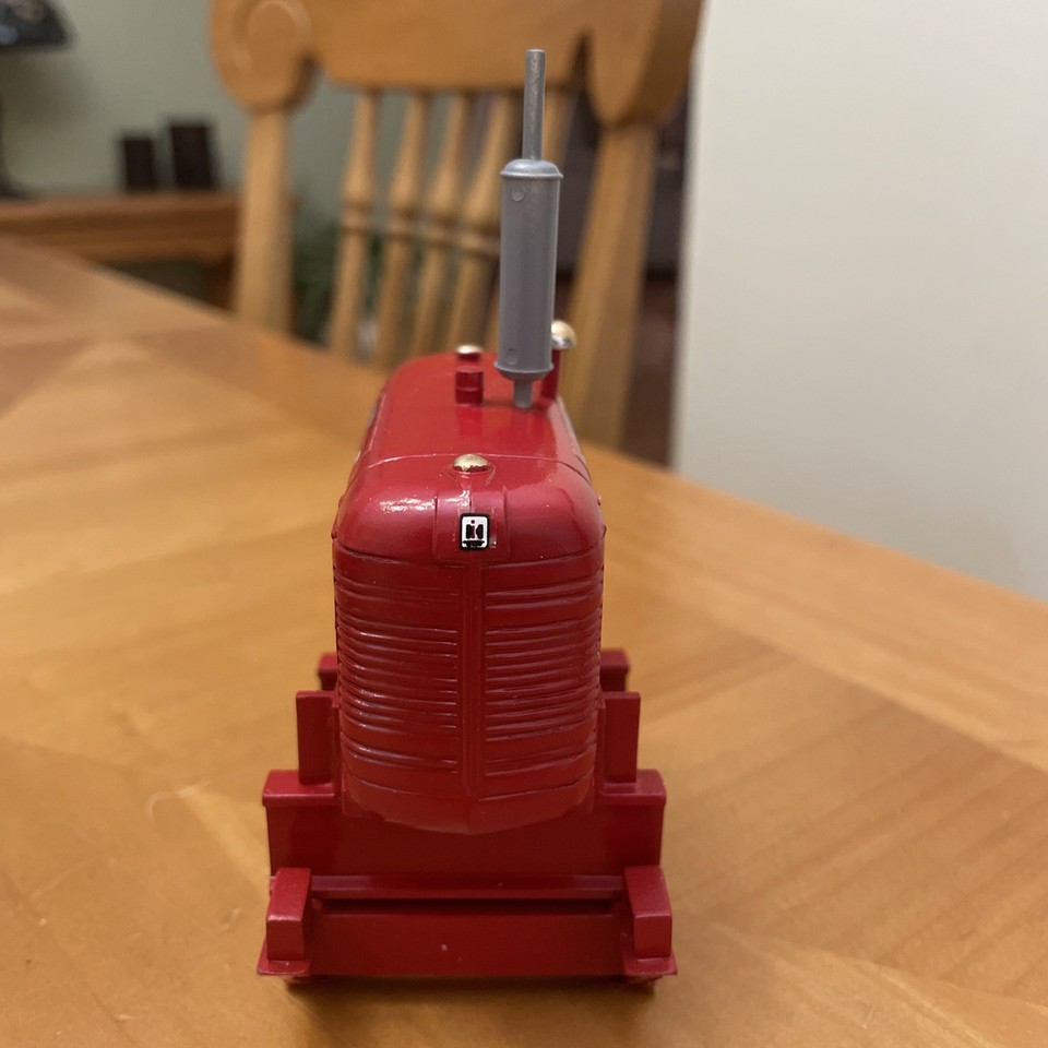 Hard Plastic 1/16 Farmall A Stationary Tractor Engine. | eBay