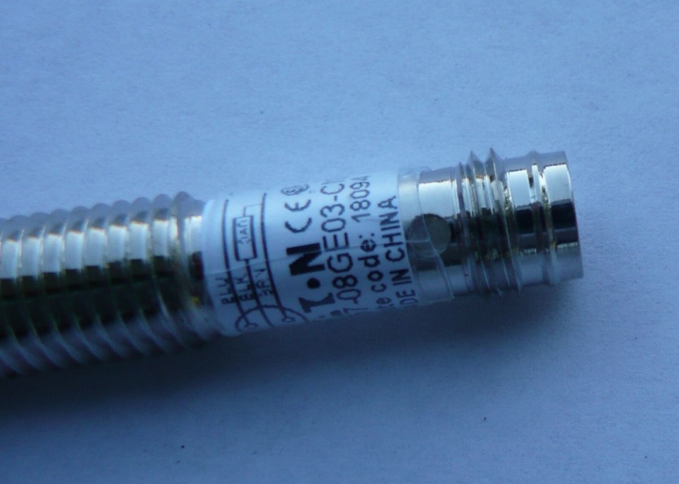Eaton Inductive Proximity Sensor E57-08GE03-CNB, Tubular Housing, 3-pin ...