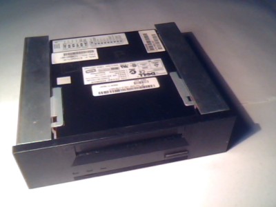 SCSI DAT Tape Drive Dell U1868 JP-0U1868 Seagate STD2401LW TC4200-391 ...