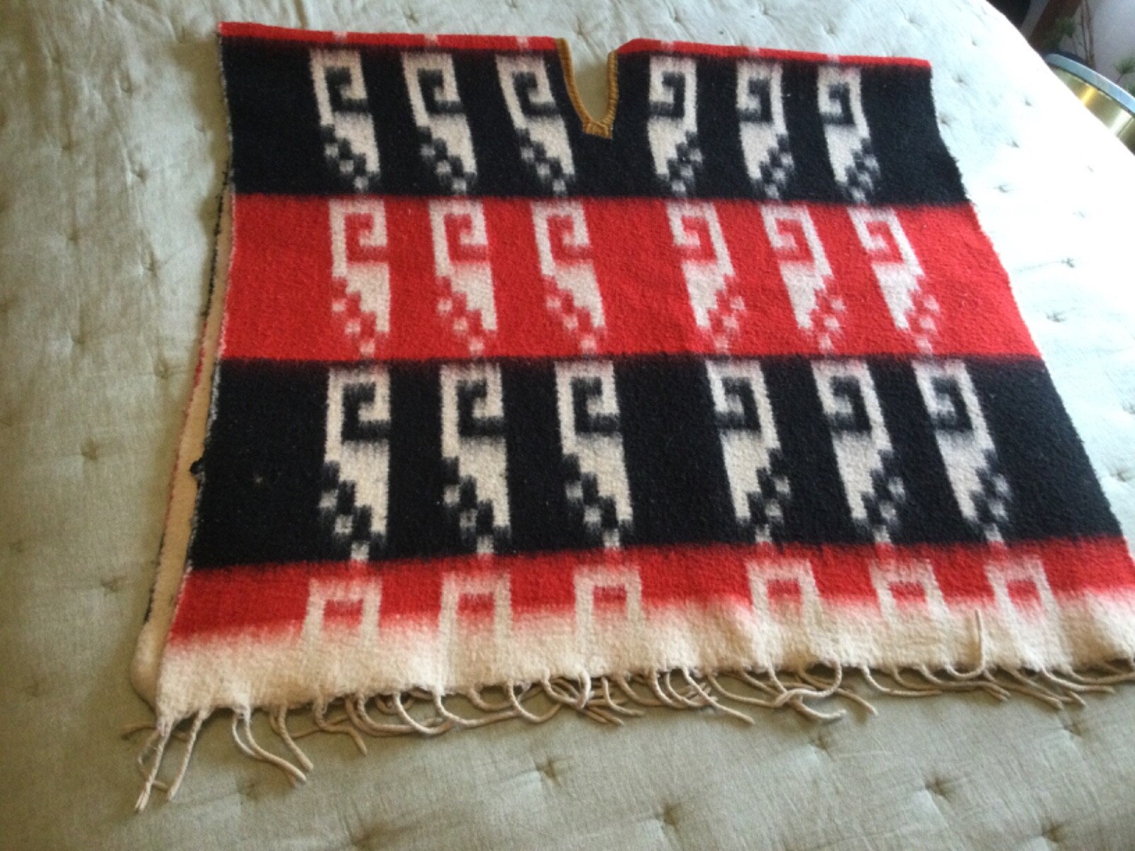 Vintage Mexican Aztec Reversible Black White Red Ponc… - Gem
