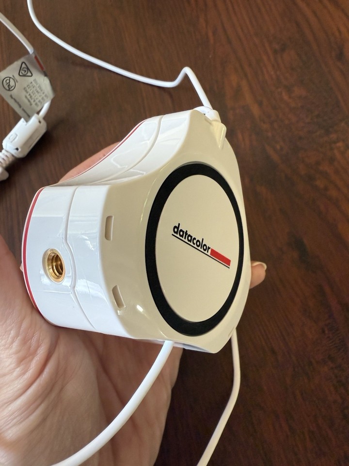 Datacolor 2024 Spyder X Monitor Calibration Tool Ensures Accurate Color ...