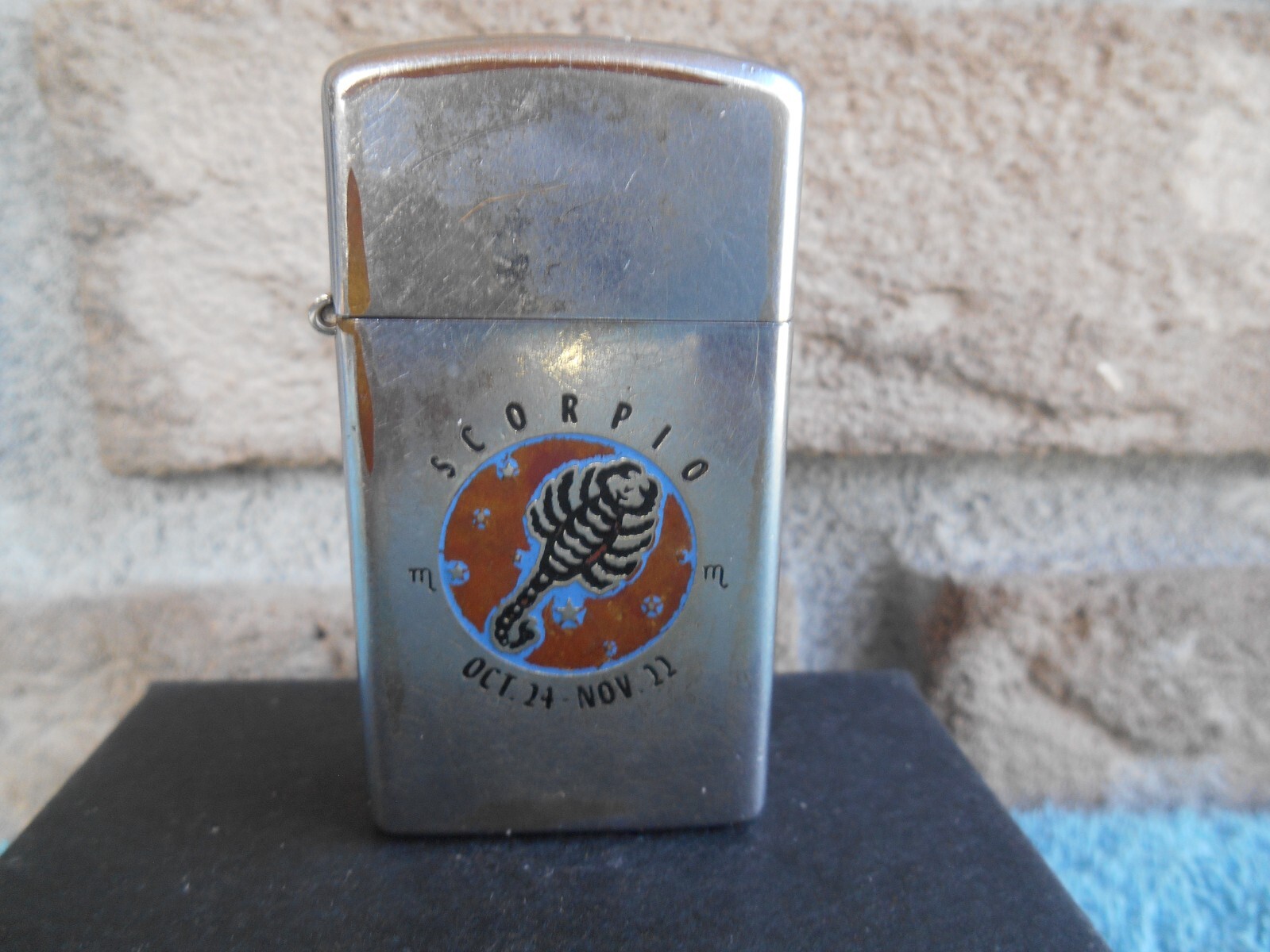 VINTAGE ZIPPO SLIM 1977 CHROME CIGARETTE LIGHTER ZODIAC SIGN SCORPIO | eBay