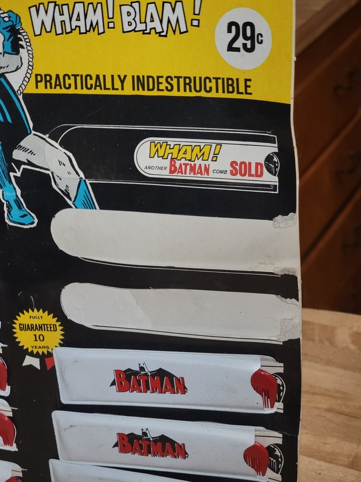 RARE 1966 NPPI TV SHOW BATMAN POCKET COMBS STORE DISPLAY | eBay
