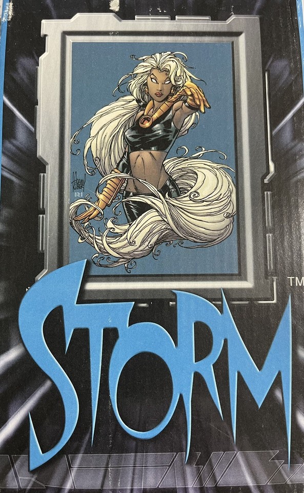 Ultimate X-Men Storm bust by Diamond Select (Marvel, X-men bust) 2002 ...