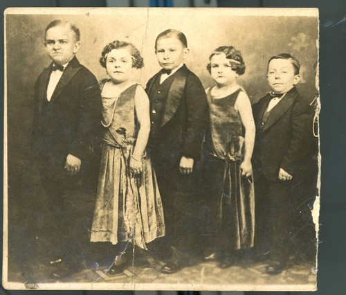 1910 Vintage clipped postcard of then famous dwarfs or midgets, sorry ...