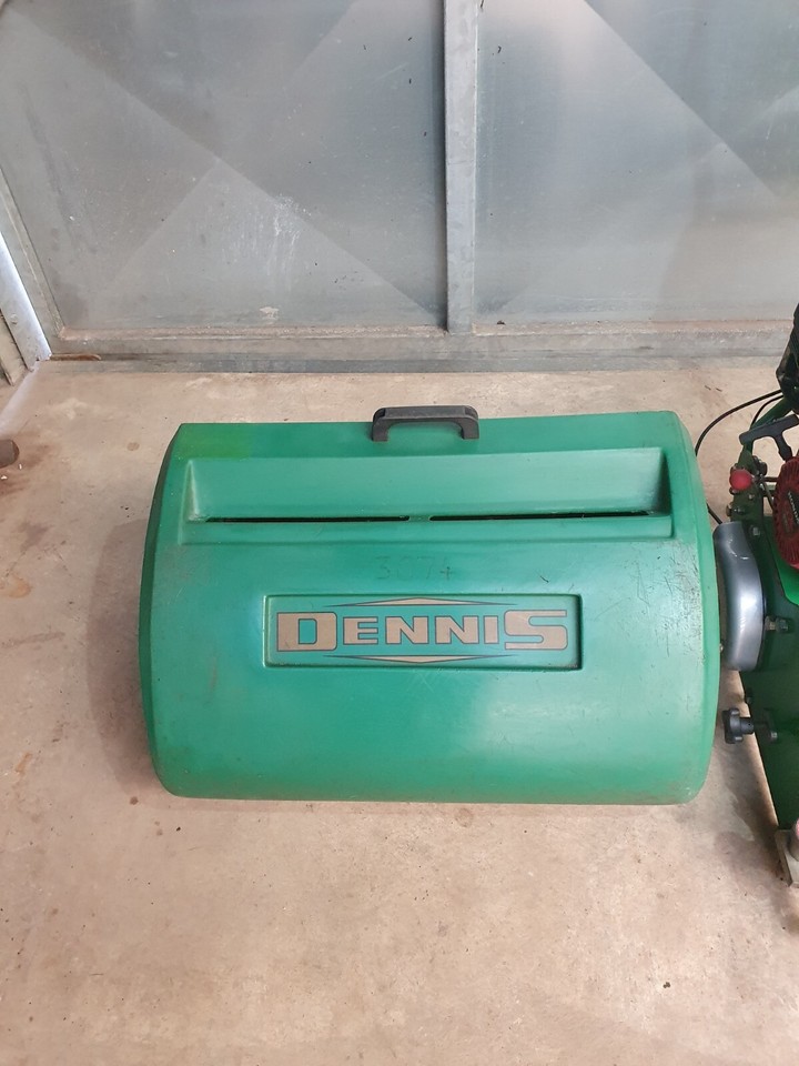 Dennis FT610 Cylinder Fine Turf Mower with Honda GX160 Petrol Engine ...
