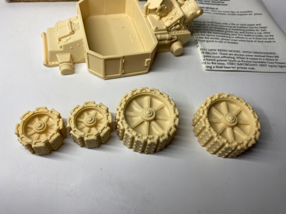 Warhammer 40k - Orks - Ork Battlewagon - Armorcast - OOP Rare Original ...