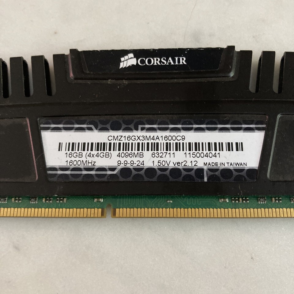 Corsair Vengeance 4GB PC3 1600MHz Desktop RAM CMZ16GX3M4A1600C9 Memory ...