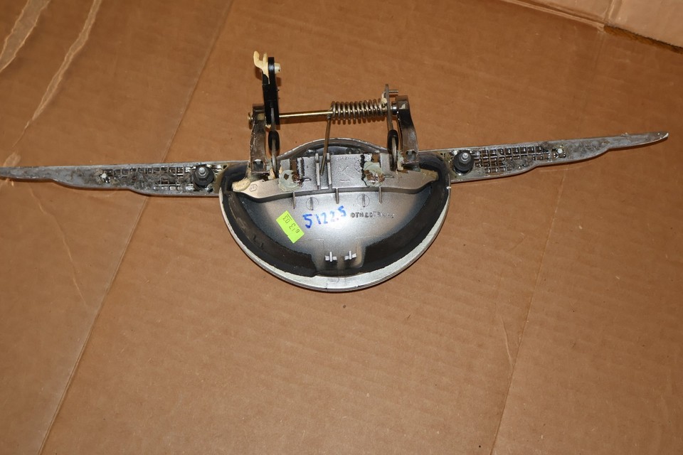 06-10 Chrysler PT Cruiser Manual Hatch Liftgate Trunk Release Handle ...