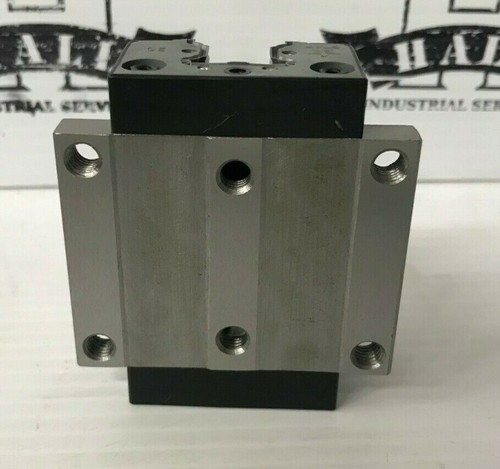 STAR LINEAR SYSTEMS 1651-894-10 RUNNER BLOCK/BALL RAIL | eBay