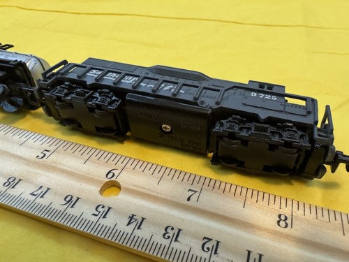 Southern Pacific Locomotive Model Train No 418 High Speed N Scale And ...