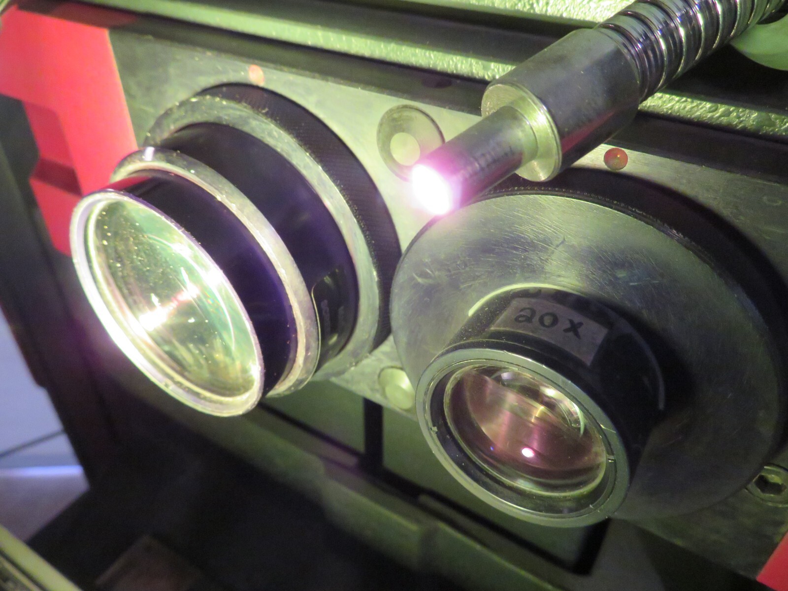 Starrett HB400 Horizontal Optical Comparator | Grelly USA