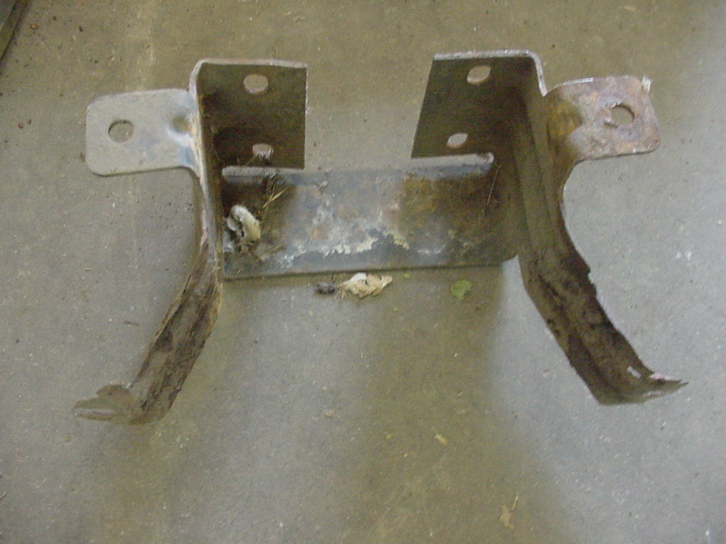 bracket VW Rabbit Pick Up Rear Bumper 1980 1981 1982 1983 caddy | eBay