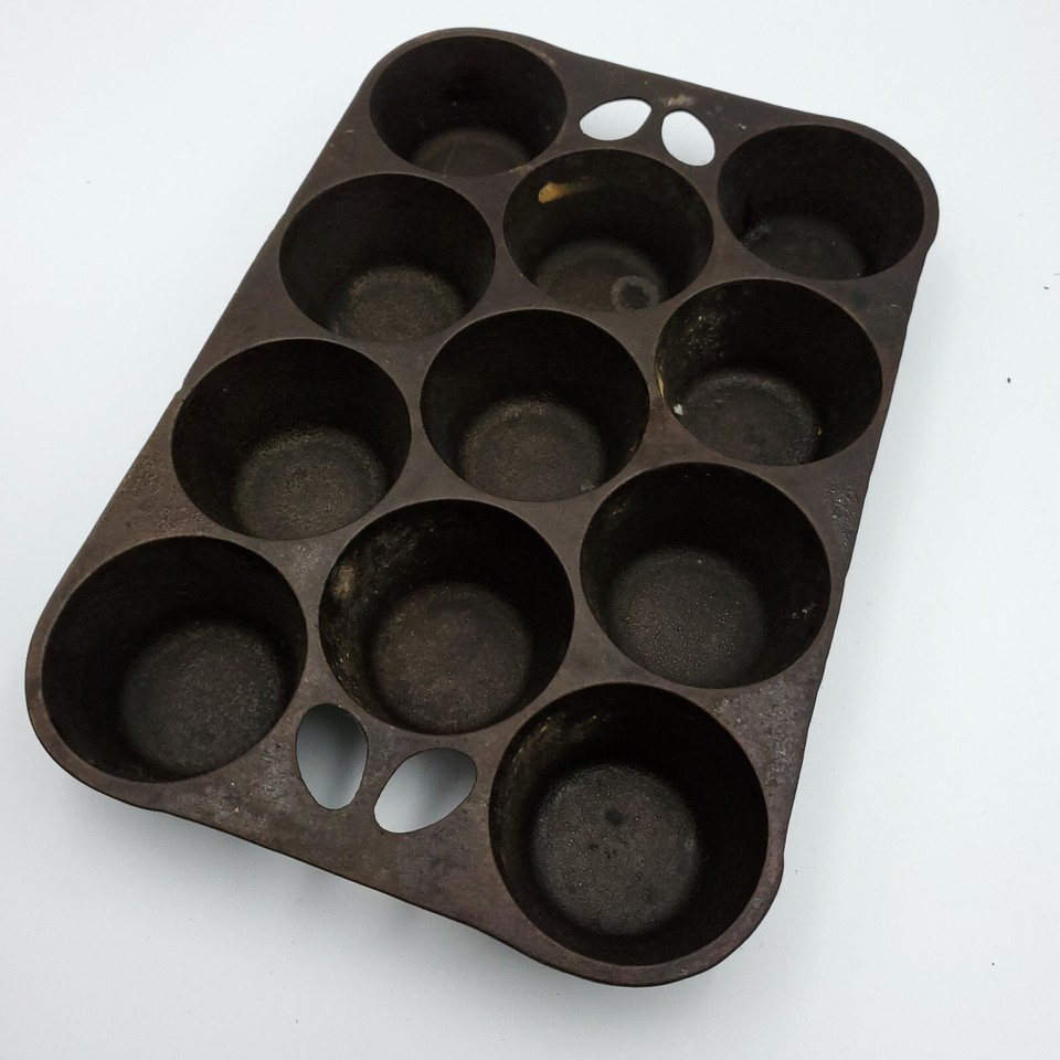 Antique Griswold Wagner Ware Muffin Pan Cast Iron Pop Over 11 Cup USA ...