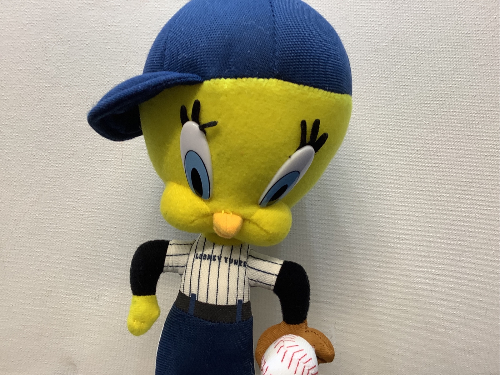 Looney Tunes Tweety Pie Plush Soft Toy Teddy Retro Rare Baseball Sport ...