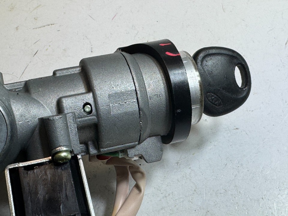 2007-2012 KIA RONDO IGNITION SWITCH LOCK CYLINDER W/KEY OEM | eBay