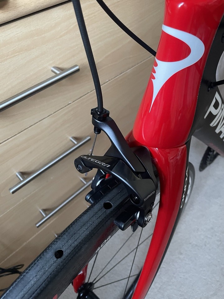 Pinarello Gan S Carbon Road Bike, Ultegra, Pro logo Saddle, Zipp Wheels ...