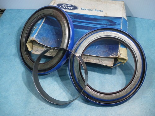 NOS Rear Axle Seals (2), D0HZ-1175-E, 1968 1970 1972 1974 1976 1979 ...