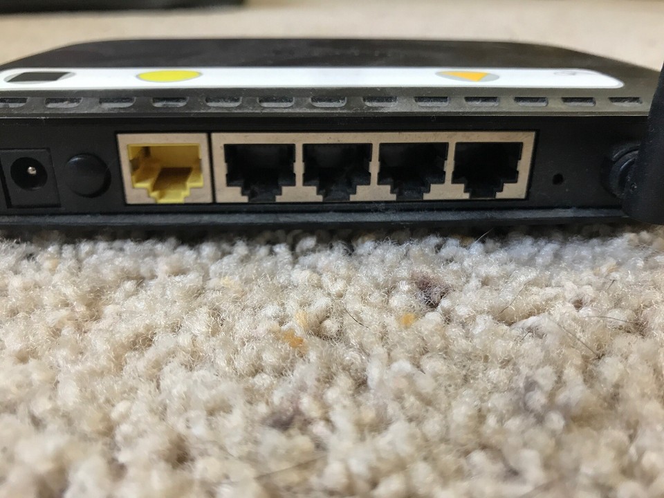 Netgear N150 150 Mbps 4-Port 10/100 Wireless N Router WNR1000 v2 ...