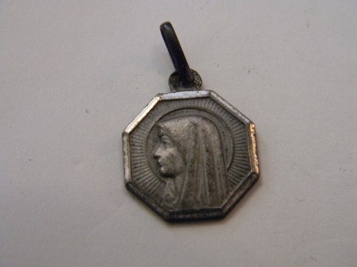 Virgin Lourdes Solid Silver Medal Octagonal Crab SILVER | eBay
