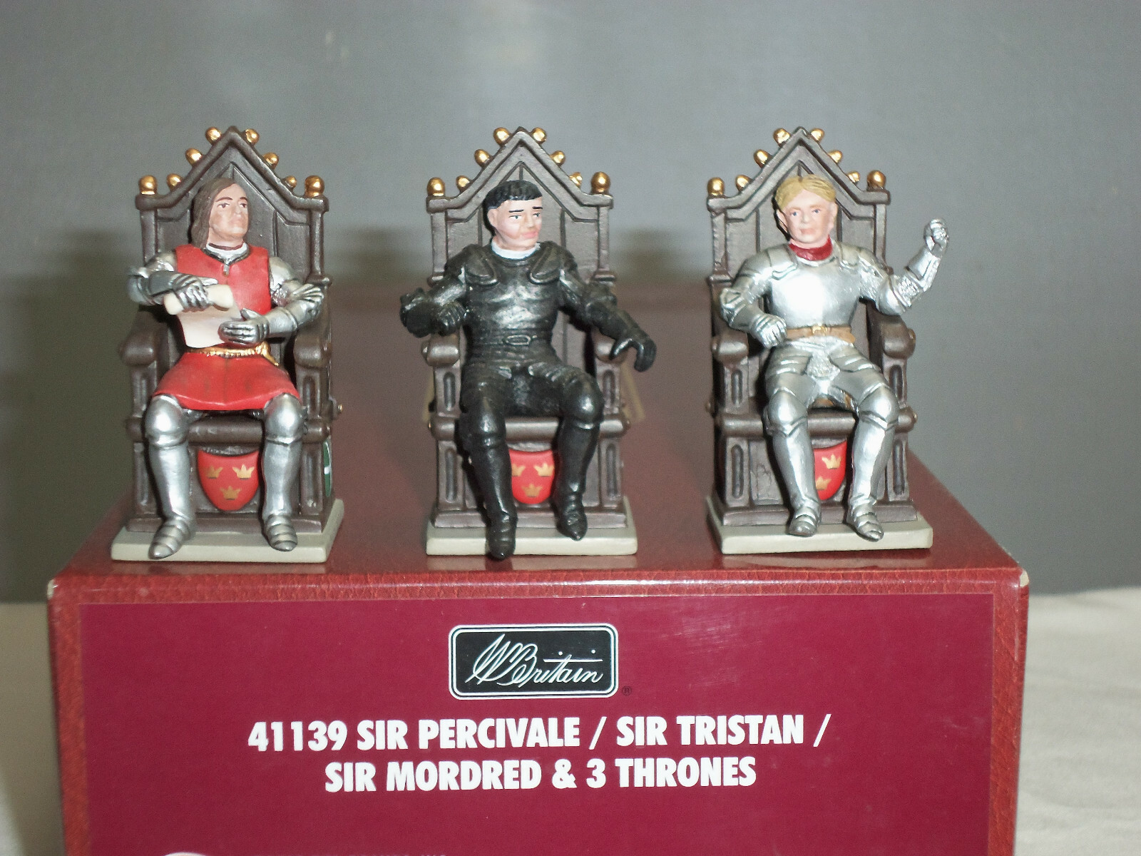 BRITAINS 41139 SIR PERCIVALE TRISTAN MORDRED KNIGHTS OF THE ROUND TABLE ...