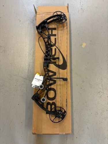 Bowtech Revolt X80 - Right Hand - 80lbs - 26"-31" - Black - A10838 for ...