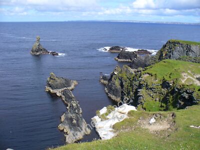 Photo 12x8 Skerries, Fethaland Sandvoe Distinctive stack with ...