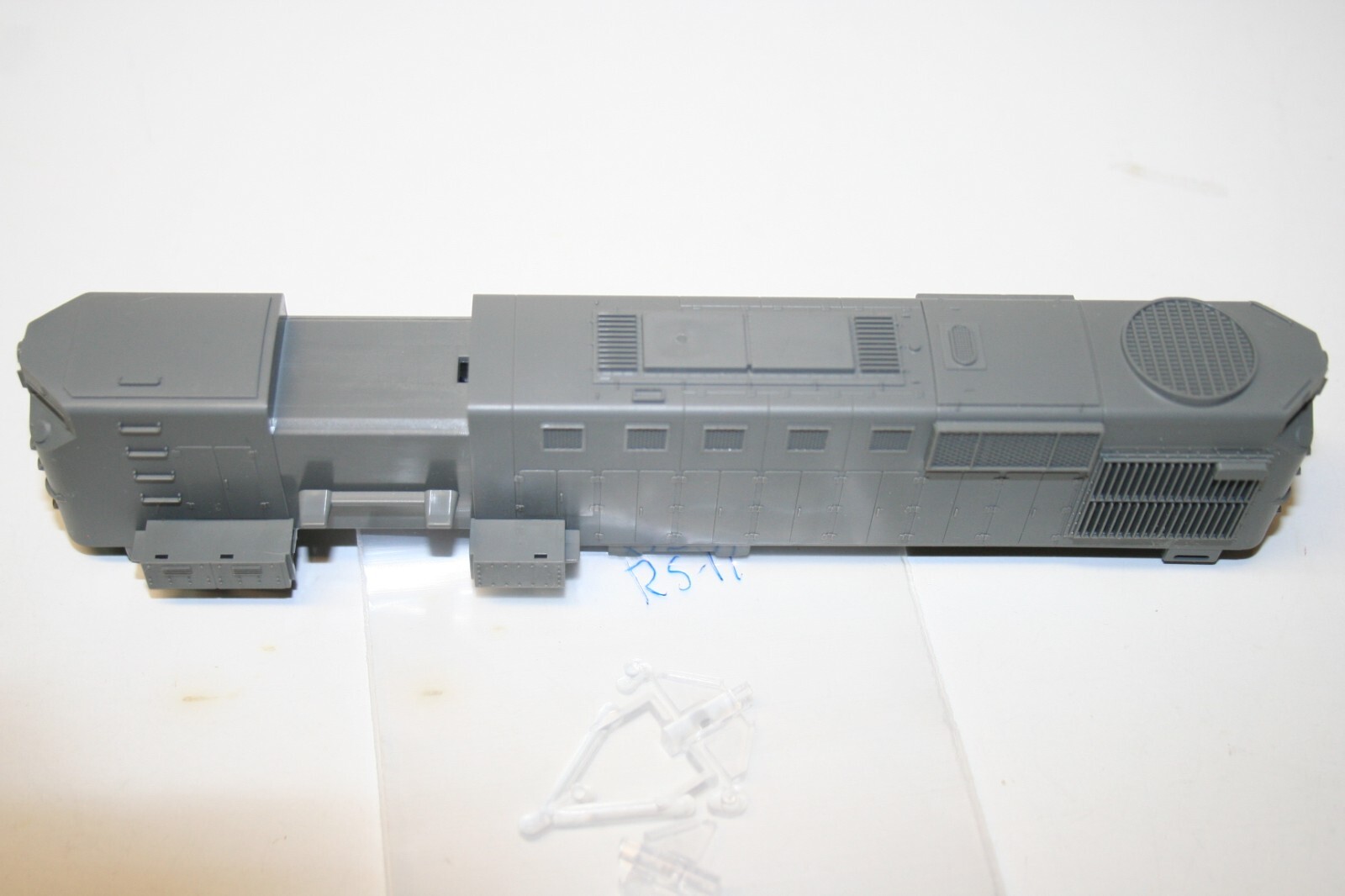 Atlas HO scale RS11 Locomotive shell complete with cab | eBay