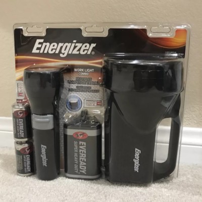 ENERGIZER 2-Pack Camp Emergency Work Flash Light/Lantern Combo heavy ...