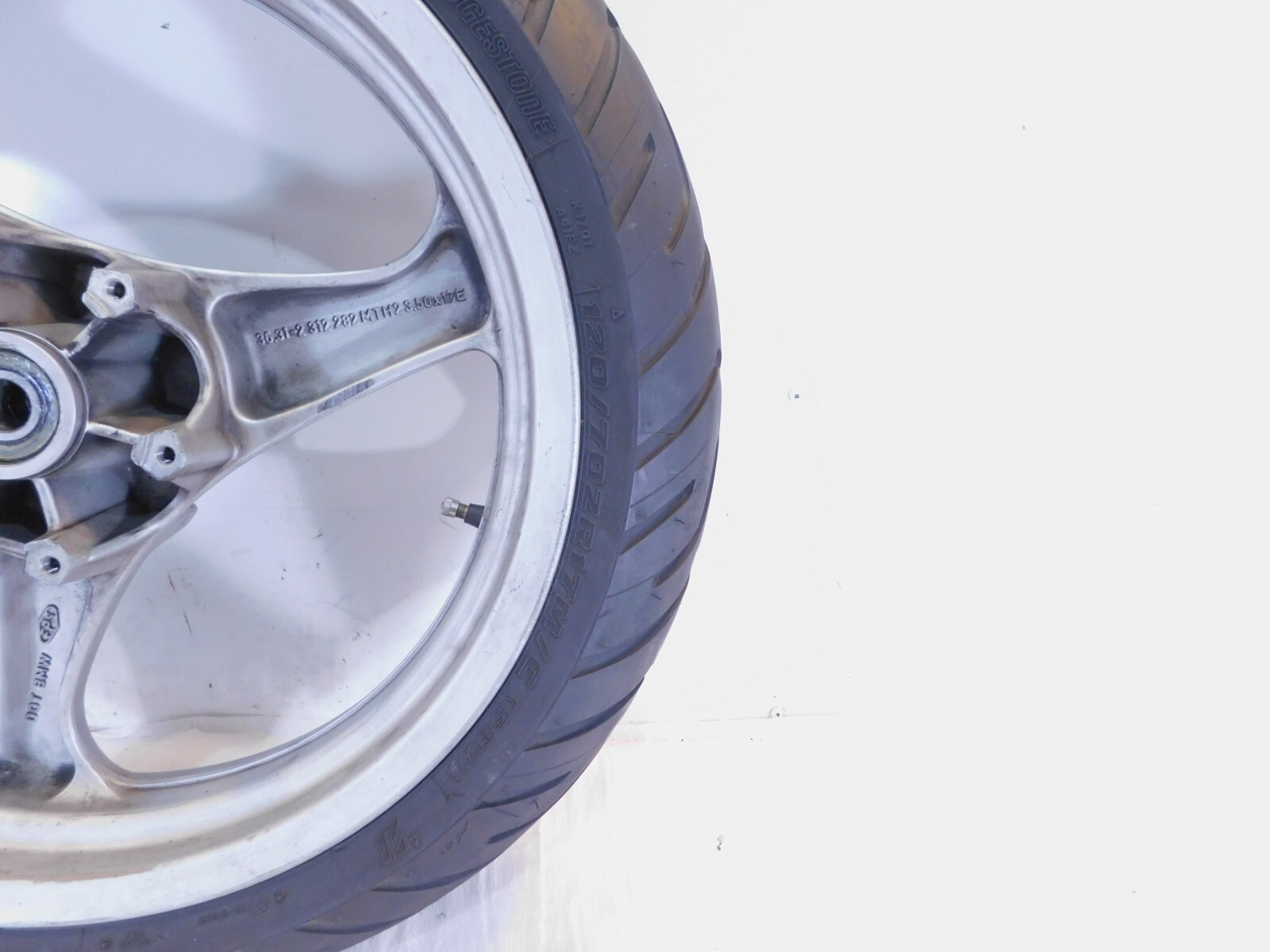 BMW R1100R R1100RT R1100RS R850R Cast Silver Front Wheel Rim & Tire ...