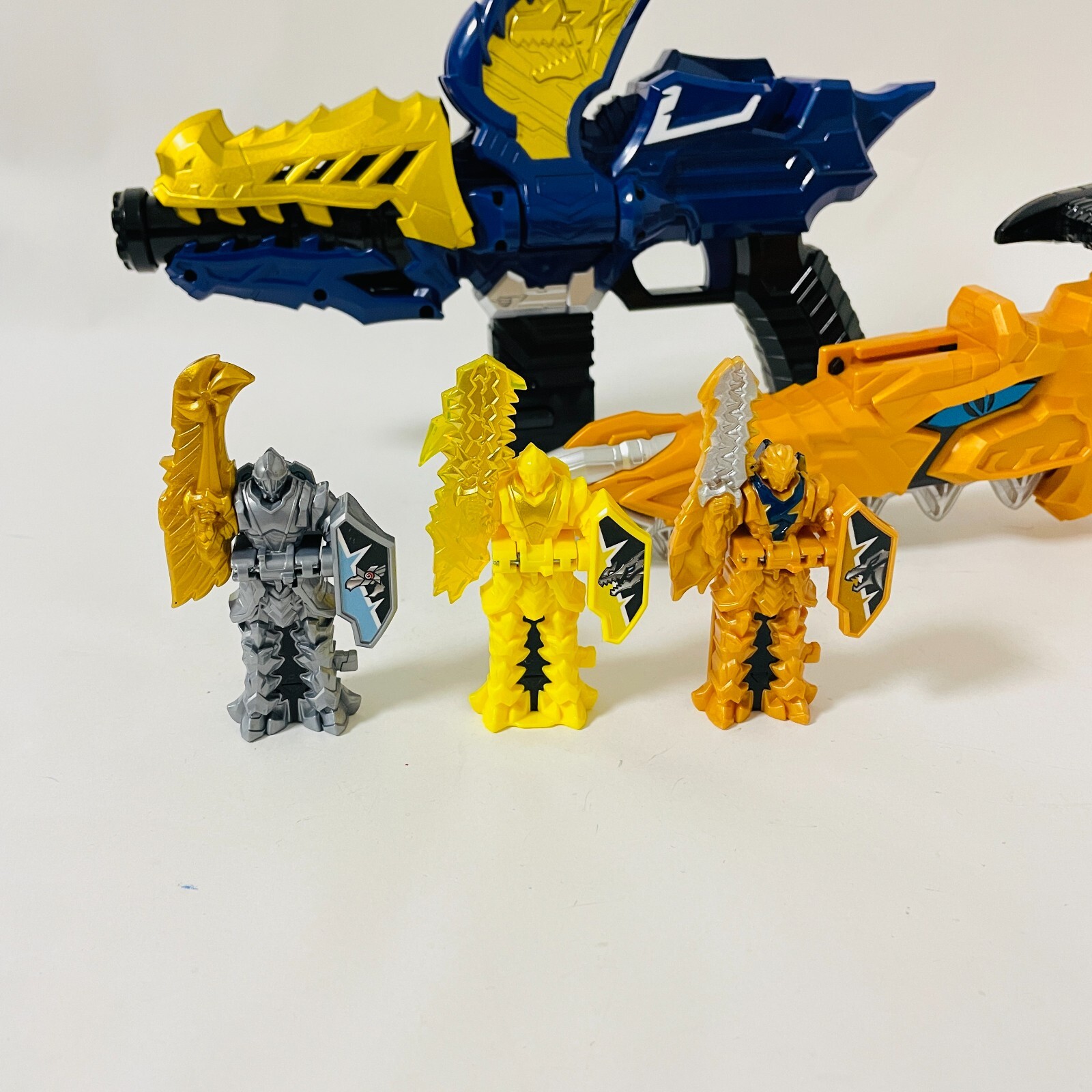 Power Rangers Dino Fury Ryusoulger DX Gold Mosa Blade Blaster Morpher ...