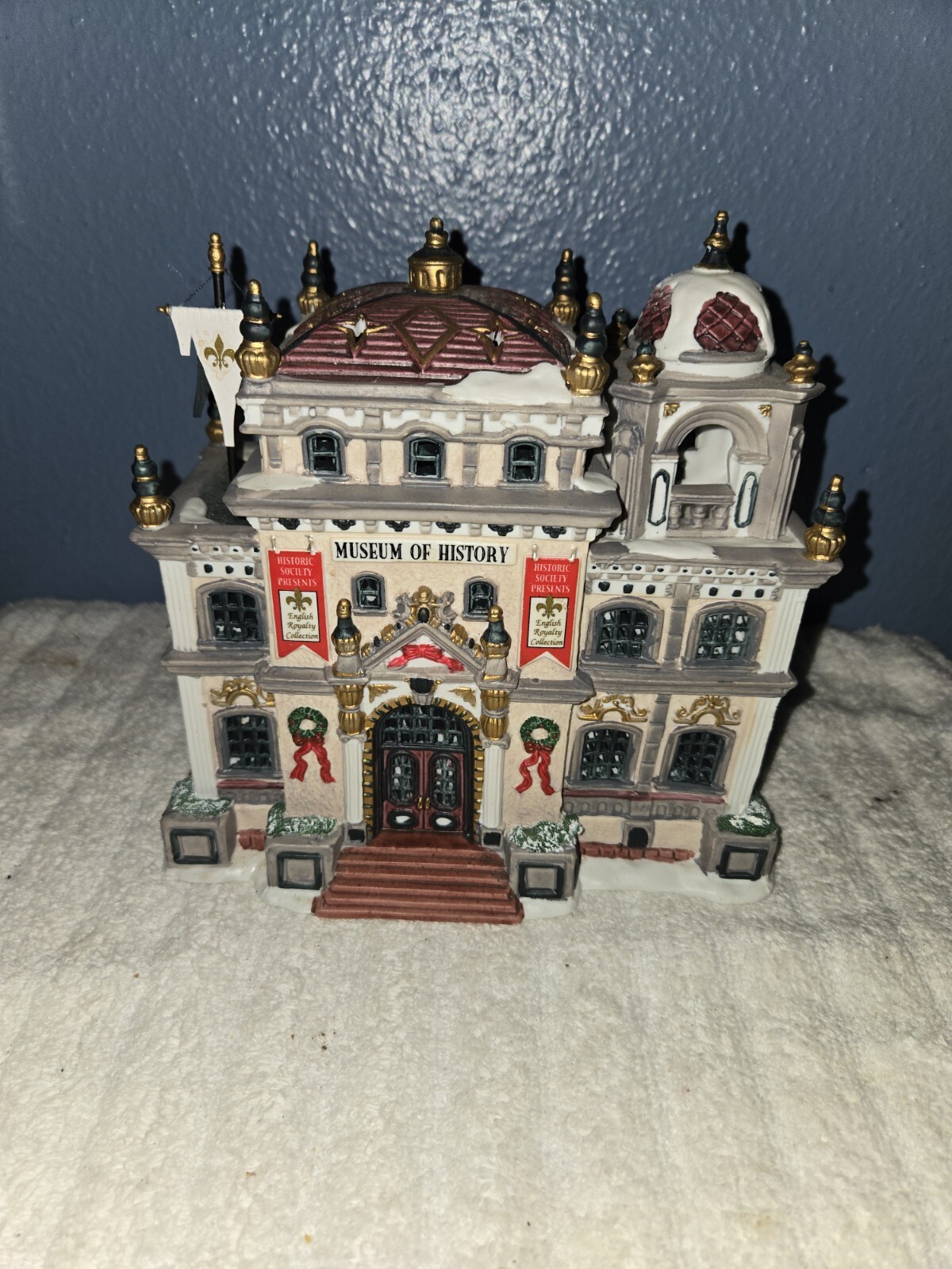 Lemax Christmas Village Museum Of History Lighted House 15559 2001 ...