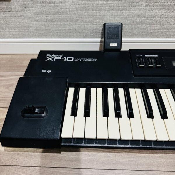 Roland XP-10 61-Key Multi-Timbral Synthesizer Tested working w/Adapter ...
