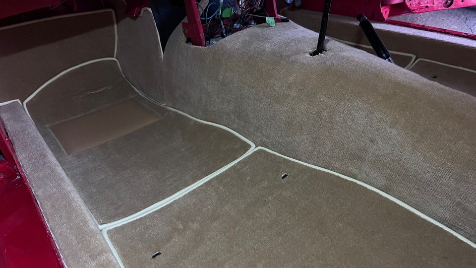 MGB Roadster Carpet Set. Superior Quality Rubber Backed Tufted Carpet ...