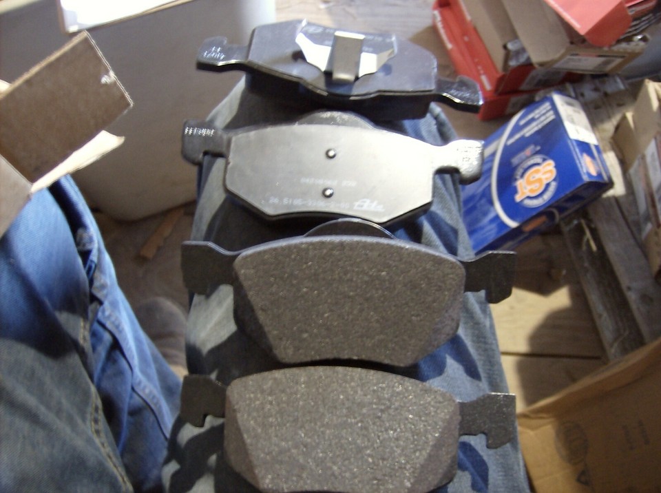 GENUINE FORD YL8Z-2001-BA FRONT PADS 01-07 ESCAPE TRIBUTE | eBay