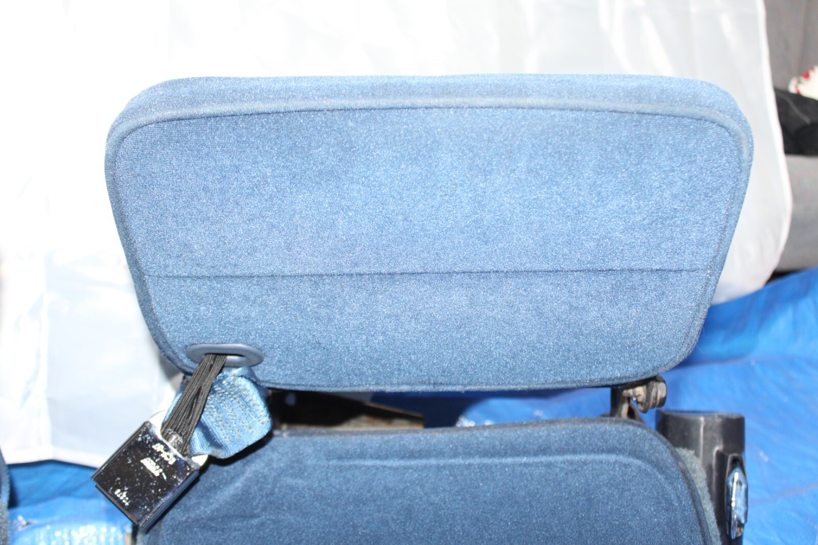 89-94 Ford RANGER XCAB Pair Rear BUCKET SEATS w/ Seat Belt Receivers ...