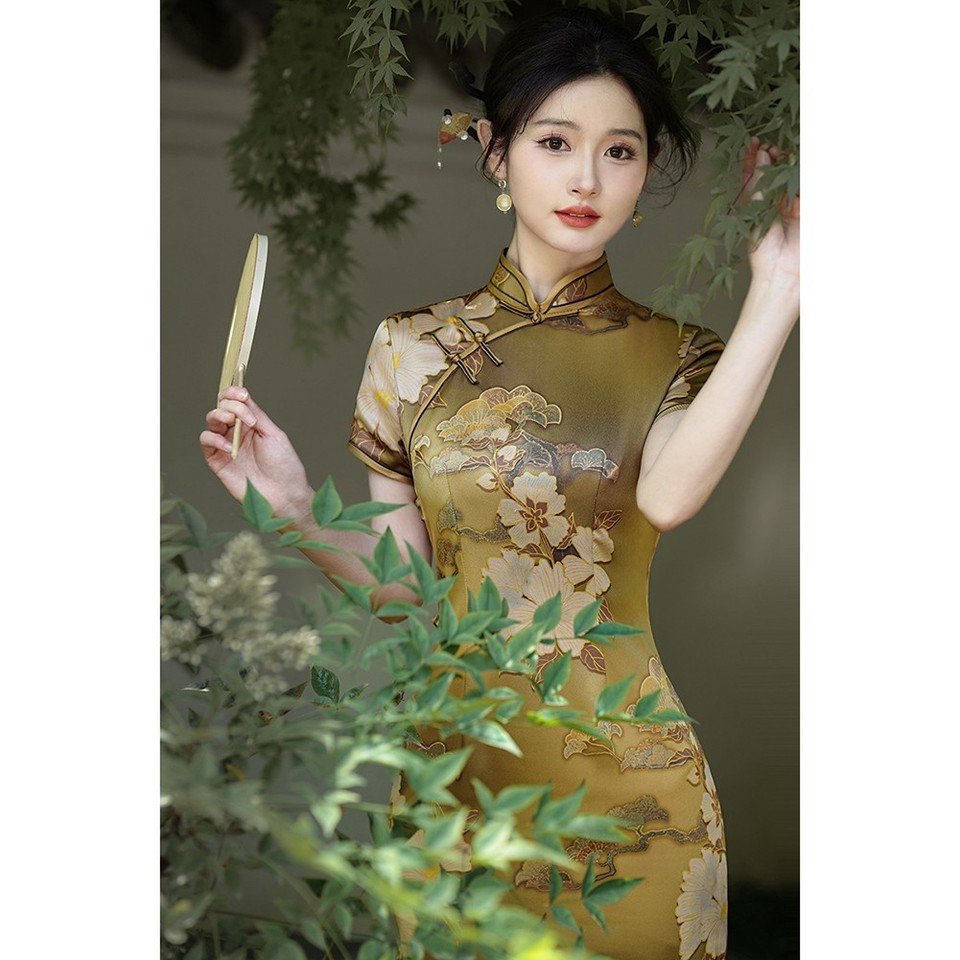 Fashionable Floral Patterned Cheongsam Long Dress Ideal for Club Events ...