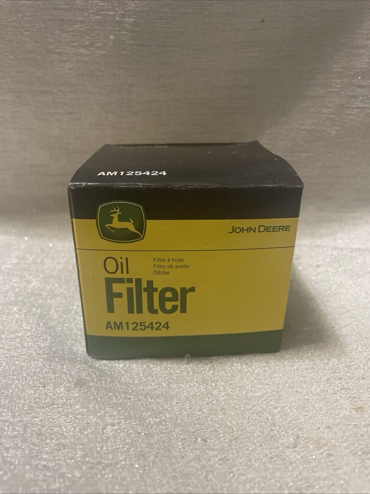 NIB JOHN DEERE OIL FILTER AM125424 | eBay