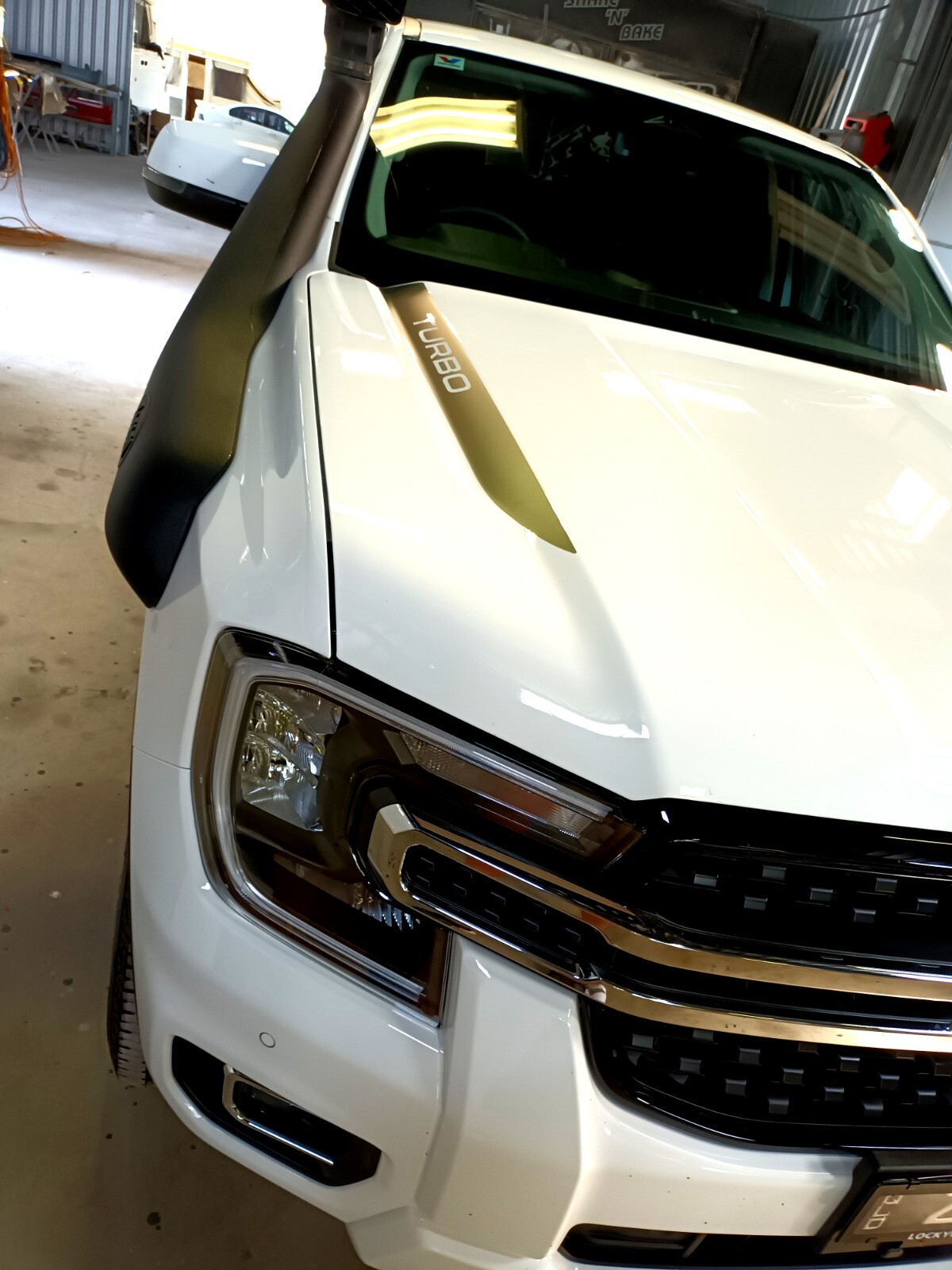 AM Bonnet stripes decals stickers fits 2022 - 2024 Ford Ranger Everest ...