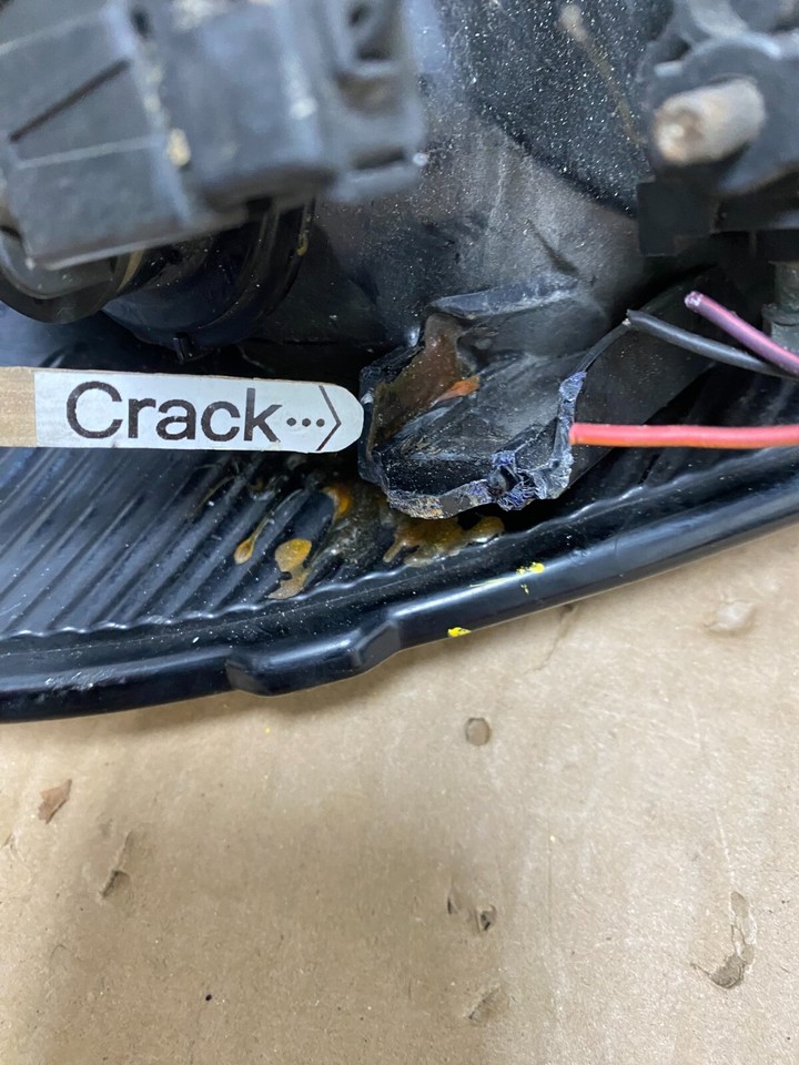 2001 to 2002 Chrysler Sebring Right Passenger Rh Side Headlight G6572 ...