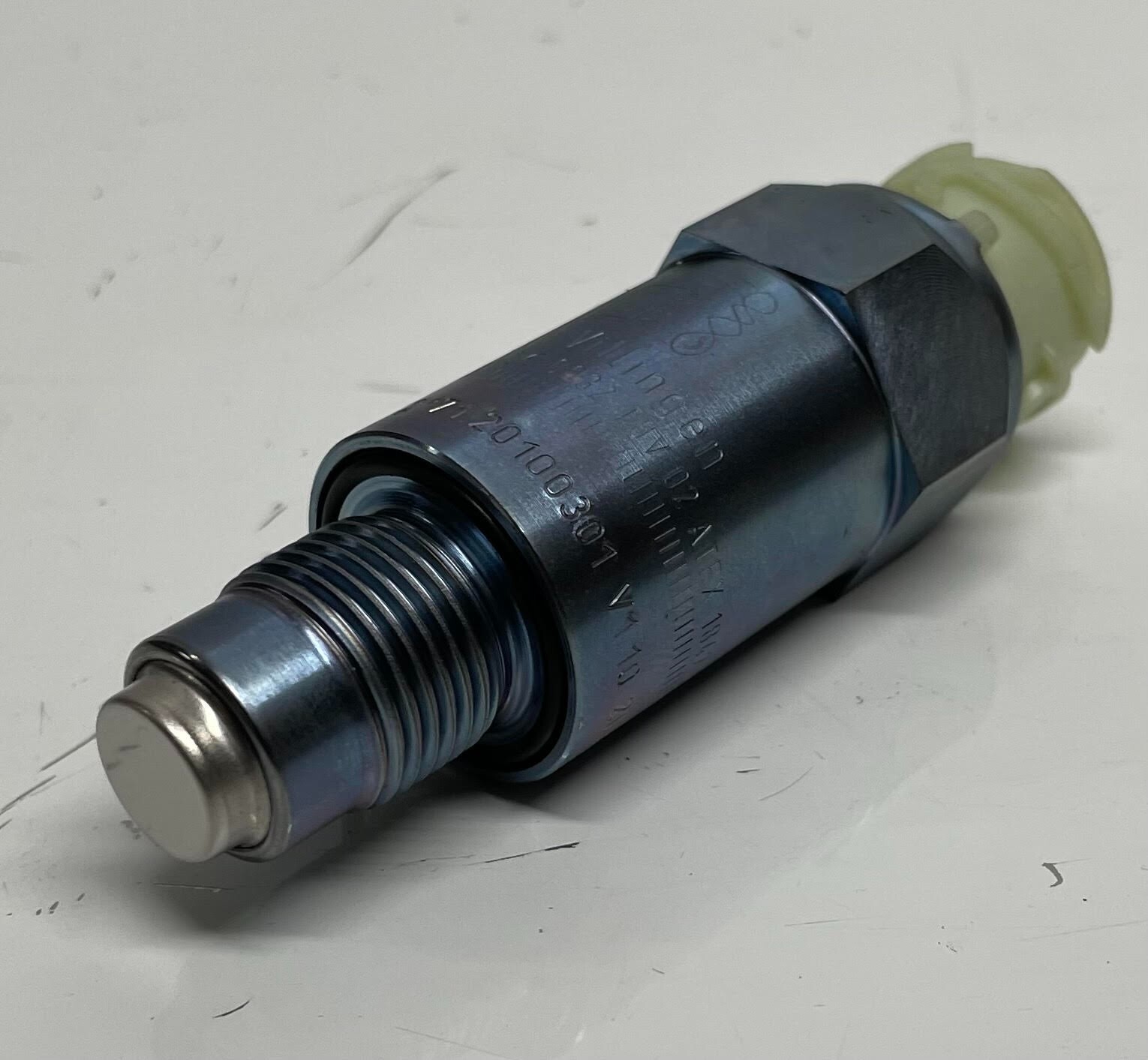 21643804 / 22387296 / 20583477 Genuine Volvo Speed Sensor OEM - New | eBay