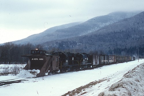 Orig slide PC Penn Central Alco RS32 2032 2034 MOW plow U&D Mt Tremper ...